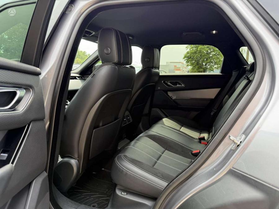 Pelēks Land Rover Range Rover Velar 2019 Kauņa, ar dzinēja tilpumu 2.00 L un nobraukumu 186 tūkst. km par 20490 €, foto 30 vietnē AUTOMOTO.COM.LV