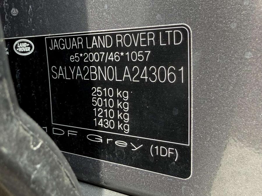 Pelēks Land Rover Range Rover Velar 2019 Kauņa, ar dzinēja tilpumu 2.00 L un nobraukumu 186 tūkst. km par 20490 €, foto 48 vietnē AUTOMOTO.COM.LV