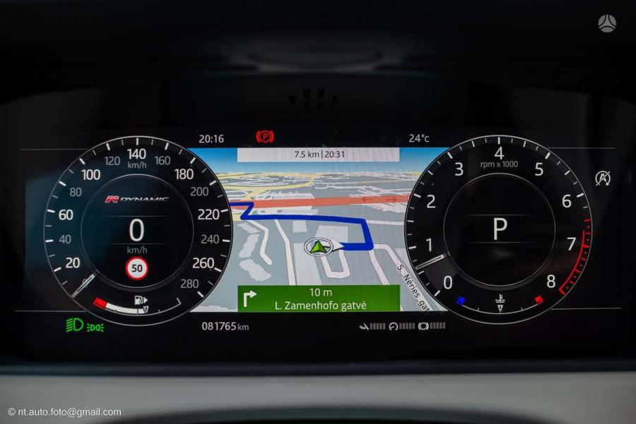 Pelēks Land Rover Range Rover Velar 2019 Viļņa, ar dzinēja tilpumu 3.00 L un nobraukumu 82 tūkst. km par 29500 €, foto 14 vietnē AUTOMOTO.COM.LV