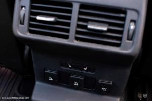 Pelēks Land Rover Range Rover Velar 2019 Viļņa, ar dzinēja tilpumu 3.00 L un nobraukumu 82 tūkst. km par 29500 €, foto 21 vietnē AUTOMOTO.COM.LV