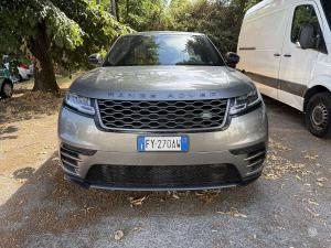 Pelēks Land Rover Range Rover Velar 2019 Šauļi, ar dzinēja tilpumu 2.00 L un nobraukumu 243 tūkst. km par 14700 €, foto 3 vietnē AUTOMOTO.COM.LV