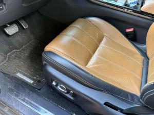 Pelēks Land Rover Range Rover Velar 2019 Šauļi, ar dzinēja tilpumu 2.00 L un nobraukumu 243 tūkst. km par 14700 €, foto 11 vietnē AUTOMOTO.COM.LV