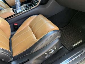 Pelēks Land Rover Range Rover Velar 2019 Šauļi, ar dzinēja tilpumu 2.00 L un nobraukumu 243 tūkst. km par 14700 €, foto 13 vietnē AUTOMOTO.COM.LV