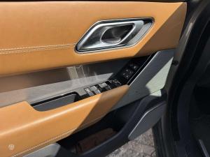 Grey Land Rover Range Rover Velar 2019 in Siauliai, with an engine capacity of 2.00 L and mileage of 243 thousand km for 13900 €, photo 14 on AUTOMOTO.COM.LV