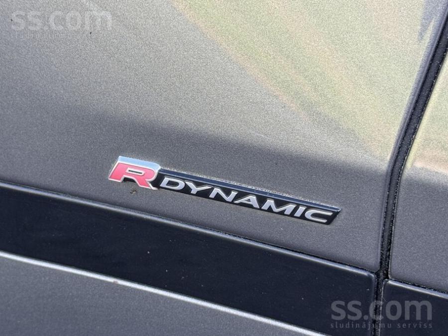 Pelēks Land Rover Range Rover Velar 2019 Rīga, ar dzinēja tilpumu 3.00 L un nobraukumu 0 tūkst. km par 23450 €, foto 6 vietnē AUTOMOTO.COM.LV