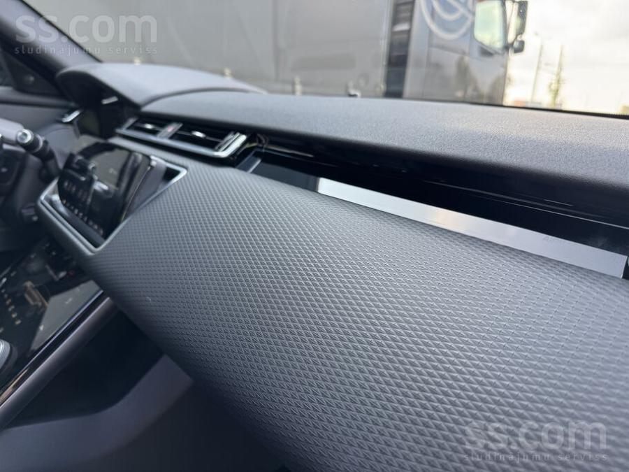 Pelēks Land Rover Range Rover Velar 2019 Rīga, ar dzinēja tilpumu 3.00 L un nobraukumu 0 tūkst. km par 23450 €, foto 12 vietnē AUTOMOTO.COM.LV