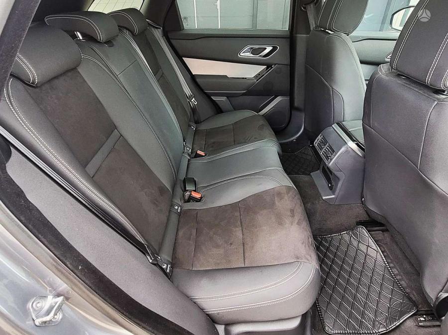 Grey Land Rover Range Rover Velar 2020 in Vilnius, with an engine capacity of 2.00 L and mileage of 57 thousand km for 27900 €, photo 14 on AUTOMOTO.COM.LV