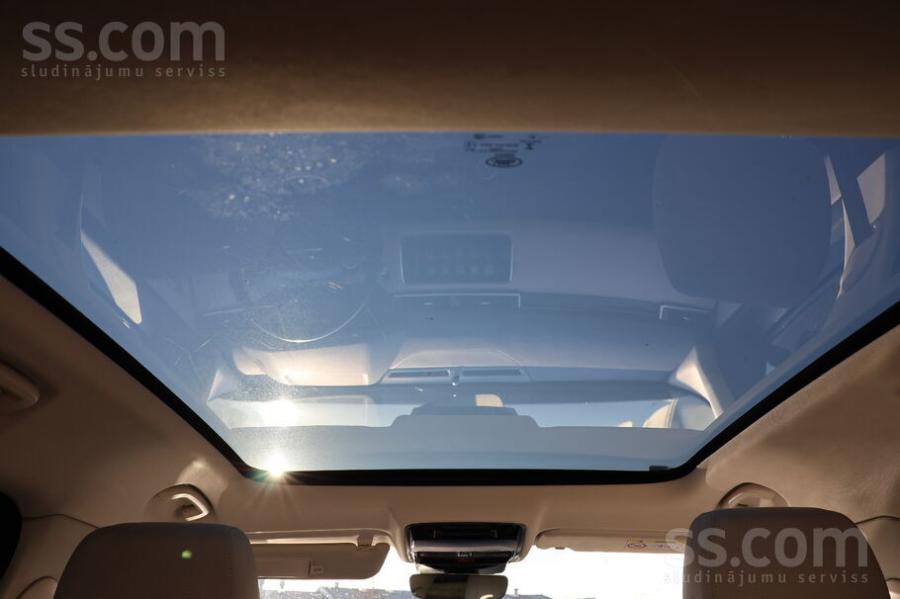 Pelēks Land Rover Range Rover Velar 2020 Rīga, ar dzinēja tilpumu 2.00 L un nobraukumu 93 tūkst. km par 28550 €, foto 25 vietnē AUTOMOTO.COM.LV
