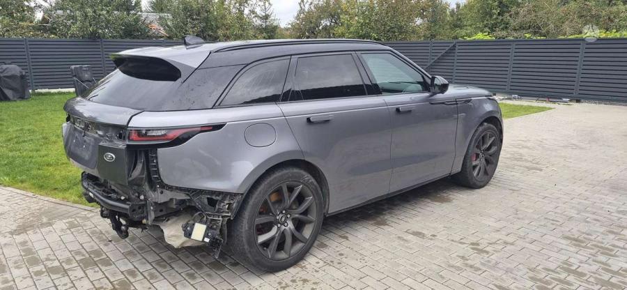 Grey Land Rover Range Rover Velar 2020 in Kaunas, with an engine capacity of 5.00 L and mileage of 41 thousand km for 27500 €, photo 5 on AUTOMOTO.COM.LV