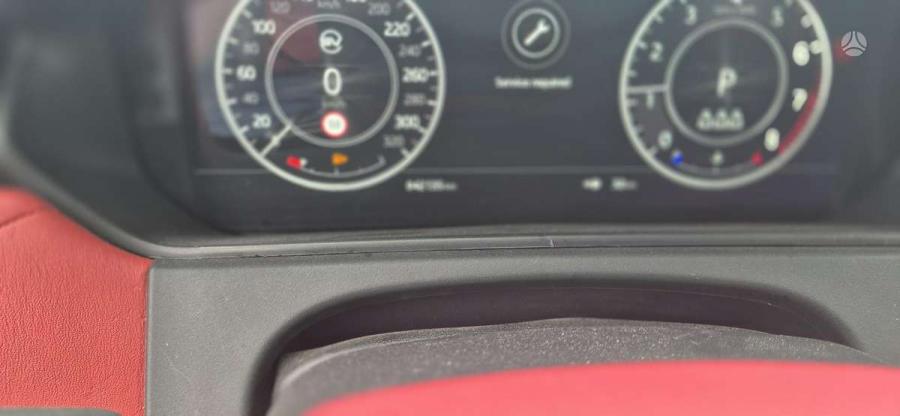 Grey Land Rover Range Rover Velar 2020 in Kaunas, with an engine capacity of 5.00 L and mileage of 41 thousand km for 27500 €, photo 8 on AUTOMOTO.COM.LV