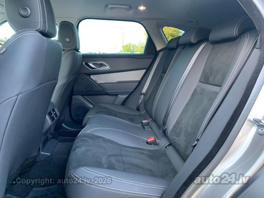 Pelēks Land Rover Range Rover Velar 2021 Tallina, ar dzinēja tilpumu 2.00 L un nobraukumu 94 tūkst. km par 34900 €, foto 13 vietnē AUTOMOTO.COM.LV