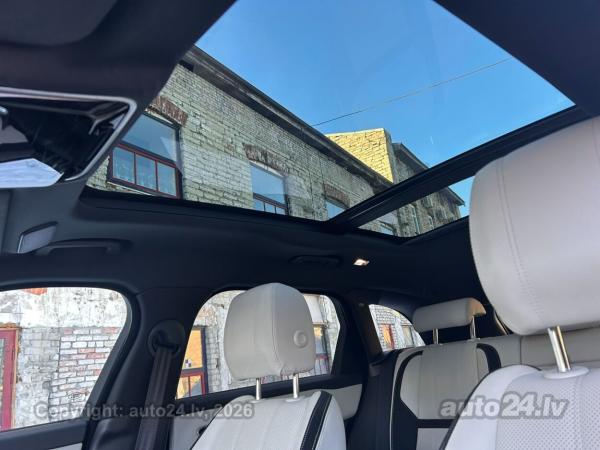 Pelēks Land Rover Range Rover Velar 2022 Tallina, ar dzinēja tilpumu 2.00 L un nobraukumu 166 tūkst. km par 39900 €, foto 11 vietnē AUTOMOTO.COM.LV