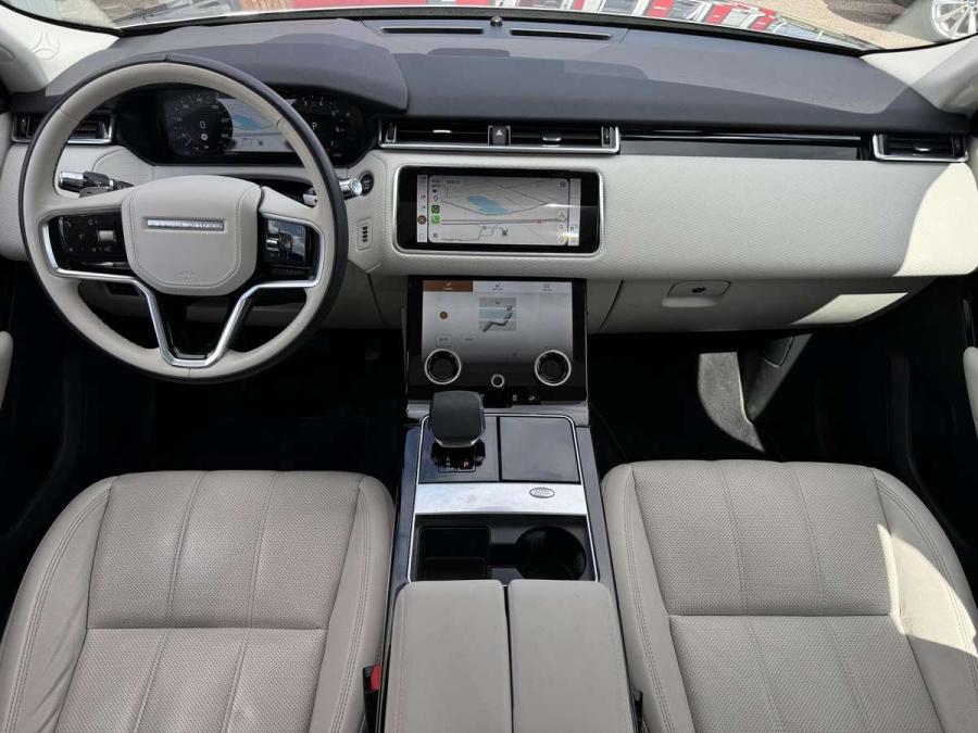 Grey Land Rover Range Rover Velar 2022 in Vilnius, with an engine capacity of 2.00 L and mileage of 54 thousand km for 33590 €, photo 3 on AUTOMOTO.COM.LV