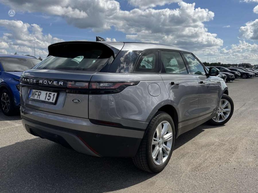 Grey Land Rover Range Rover Velar 2022 in Vilnius, with an engine capacity of 2.00 L and mileage of 54 thousand km for 33590 €, photo 11 on AUTOMOTO.COM.LV