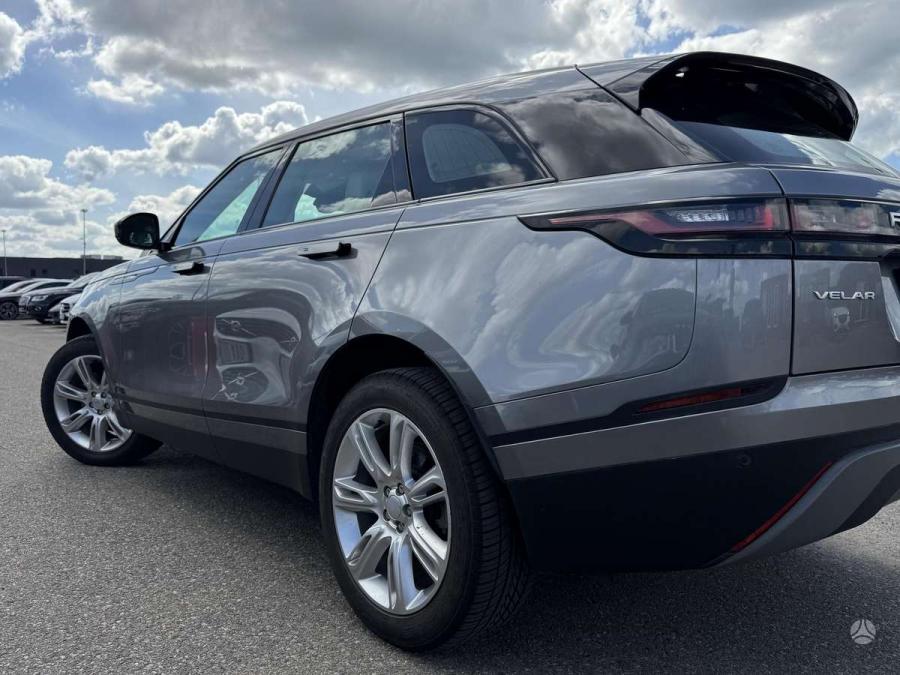 Grey Land Rover Range Rover Velar 2022 in Vilnius, with an engine capacity of 2.00 L and mileage of 54 thousand km for 33590 €, photo 14 on AUTOMOTO.COM.LV
