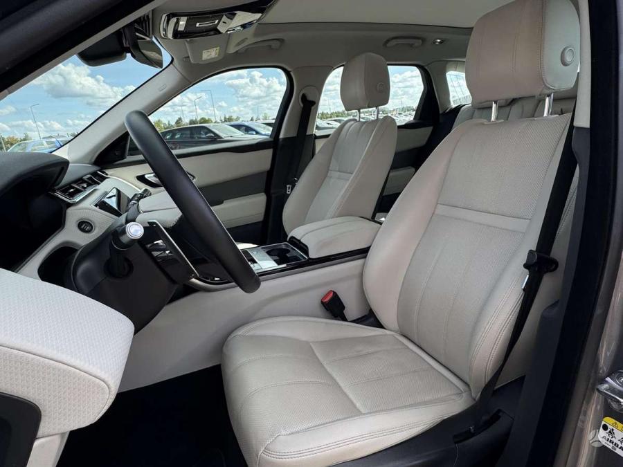 Grey Land Rover Range Rover Velar 2022 in Vilnius, with an engine capacity of 2.00 L and mileage of 54 thousand km for 33590 €, photo 18 on AUTOMOTO.COM.LV