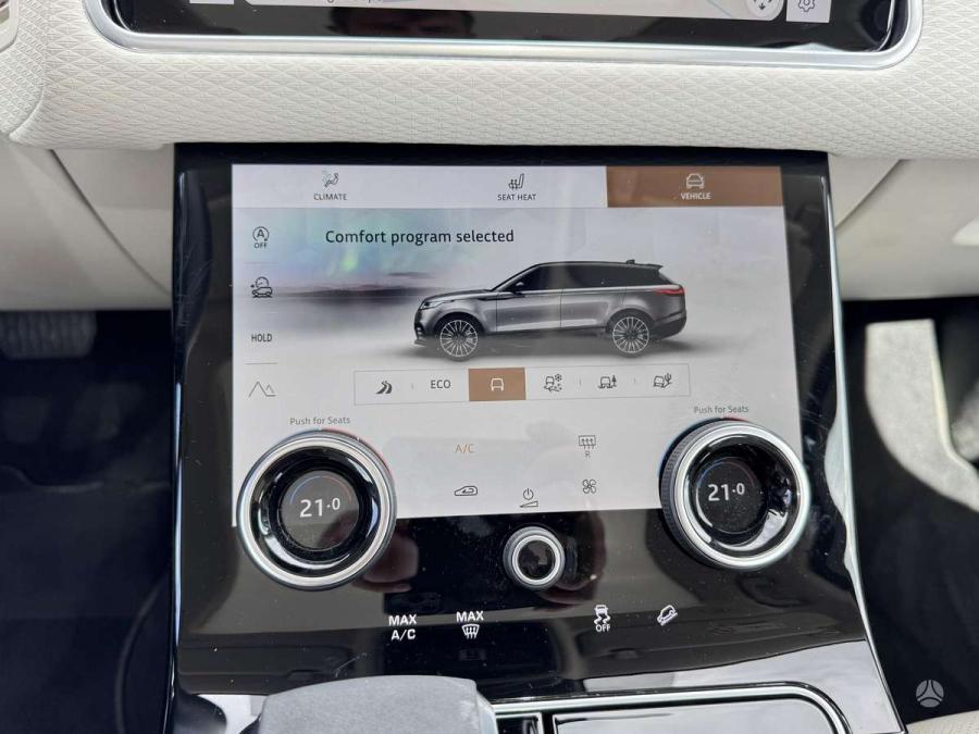 Grey Land Rover Range Rover Velar 2022 in Vilnius, with an engine capacity of 2.00 L and mileage of 54 thousand km for 33590 €, photo 30 on AUTOMOTO.COM.LV