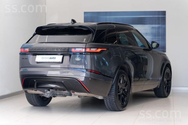 Grey Land Rover Range Rover Velar 2023 in Riga, with an engine capacity of 2.00 L and mileage of 24 thousand km for 39990 €, photo 3 on AUTOMOTO.COM.LV