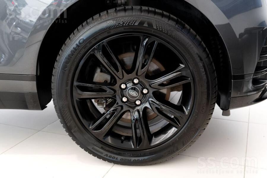 Pelēks Land Rover Range Rover Velar 2023 Rīga, ar dzinēja tilpumu 2.00 L un nobraukumu 24 tūkst. km par 39990 €, foto 6 vietnē AUTOMOTO.COM.LV