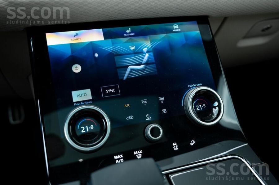 Pelēks Land Rover Range Rover Velar 2023 Rīga, ar dzinēja tilpumu 2.00 L un nobraukumu 24 tūkst. km par 39990 €, foto 22 vietnē AUTOMOTO.COM.LV