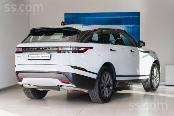 Pelēks Land Rover Range Rover Velar 2026 Rīga, ar dzinēja tilpumu 3.00 L un nobraukumu 4 tūkst. km par 64990 €, foto 4 vietnē AUTOMOTO.COM.LV