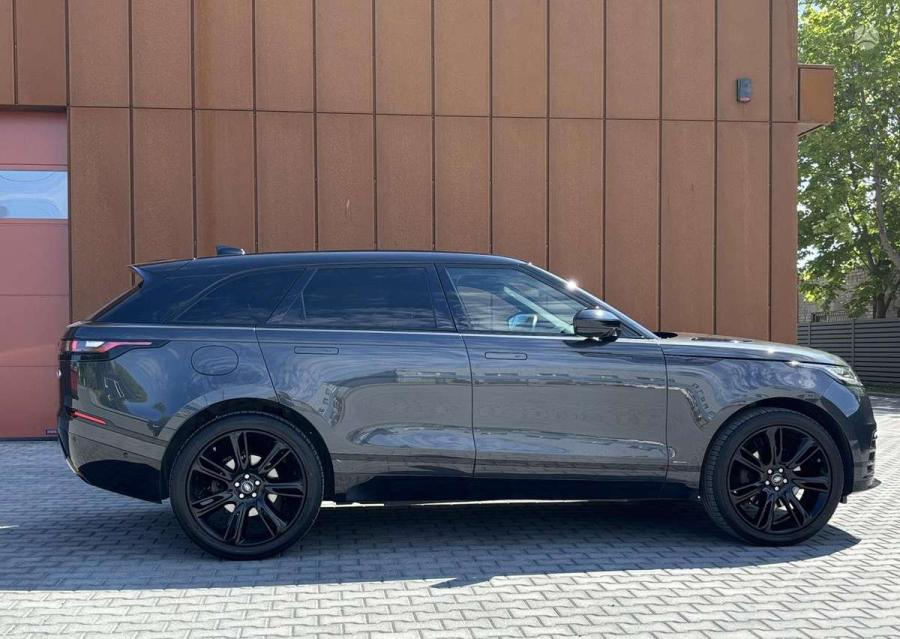 Pelēks Land Rover Range Rover Velar 2018 Šilalė, ar dzinēja tilpumu 3.00 L un nobraukumu 143 tūkst. km par 29900 €, foto 5 vietnē AUTOMOTO.COM.LV