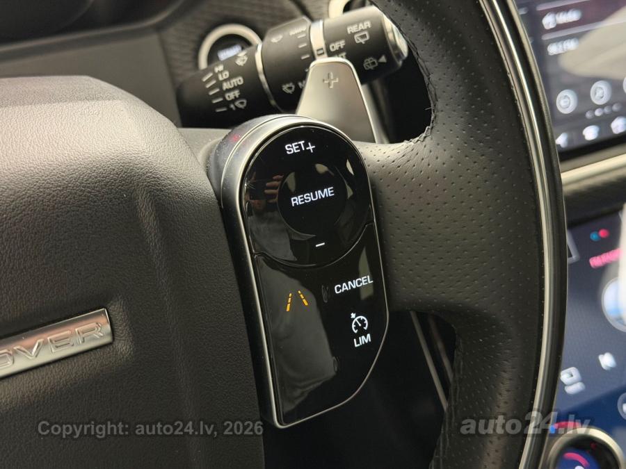 Grey Land Rover Range Rover Velar 2017 in Parnu, with an engine capacity of 2.00 L and mileage of 138 thousand km for 23990 €, photo 28 on AUTOMOTO.COM.LV