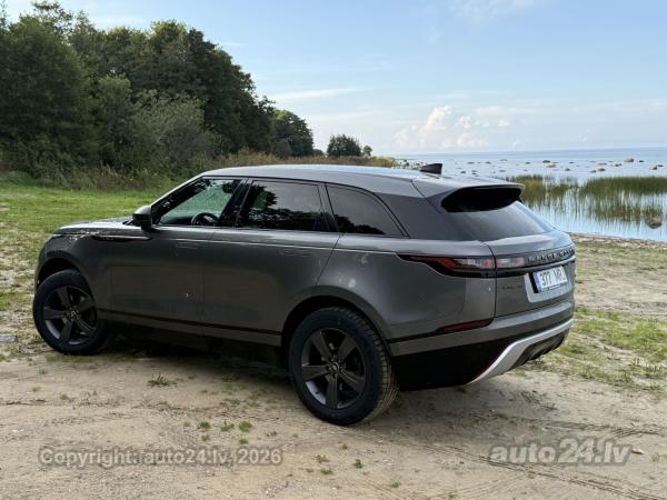 Grey Land Rover Range Rover Velar 2017 in Tallinn, with an engine capacity of 2.00 L and mileage of 136 thousand km for 23999 €, photo 3 on AUTOMOTO.COM.LV
