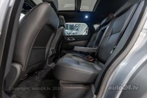 Pelēks Land Rover Range Rover Velar 2024 Tallina, ar dzinēja tilpumu 2.00 L un nobraukumu 36 tūkst. km par 65000 €, foto 22 vietnē AUTOMOTO.COM.LV