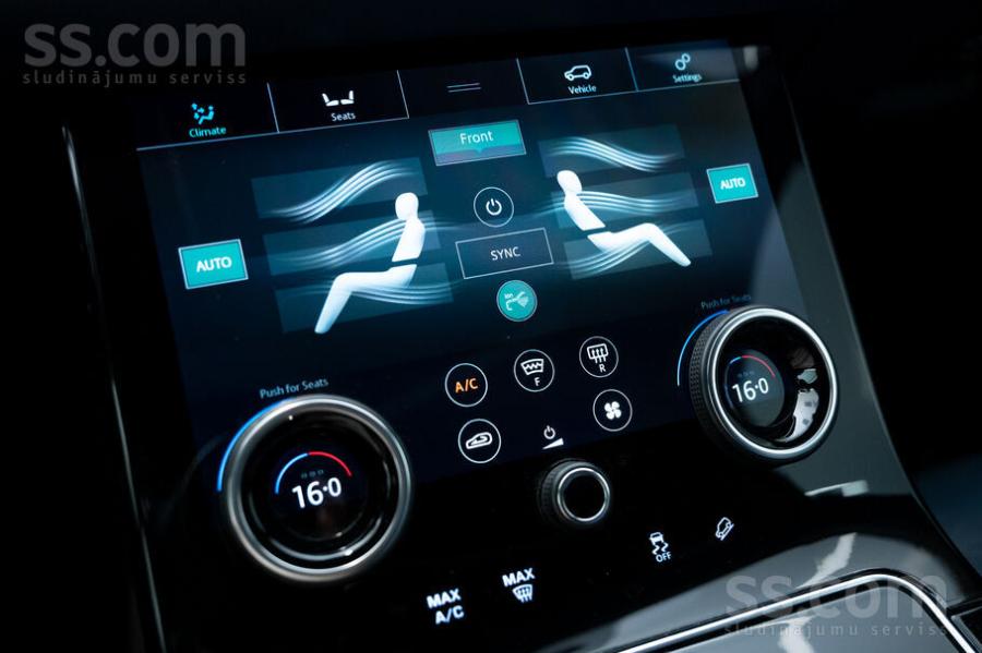 Red Land Rover Range Rover Velar 2017 in Riga, with an engine capacity of 2.00 L and mileage of 55 thousand km for 29990 €, photo 20 on AUTOMOTO.COM.LV