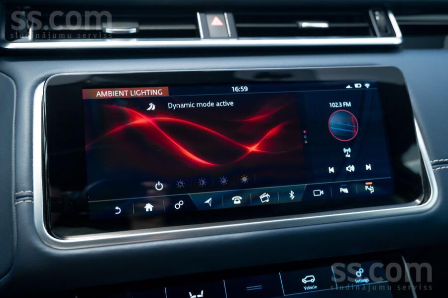 Red Land Rover Range Rover Velar 2017 in Riga, with an engine capacity of 2.00 L and mileage of 55 thousand km for 29990 €, photo 26 on AUTOMOTO.COM.LV