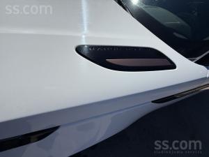 Balts Land Rover Range Rover Velar 2017 Rīga, ar dzinēja tilpumu 3.00 L un nobraukumu 182 tūkst. km par 25900 €, foto 13 vietnē AUTOMOTO.COM.LV