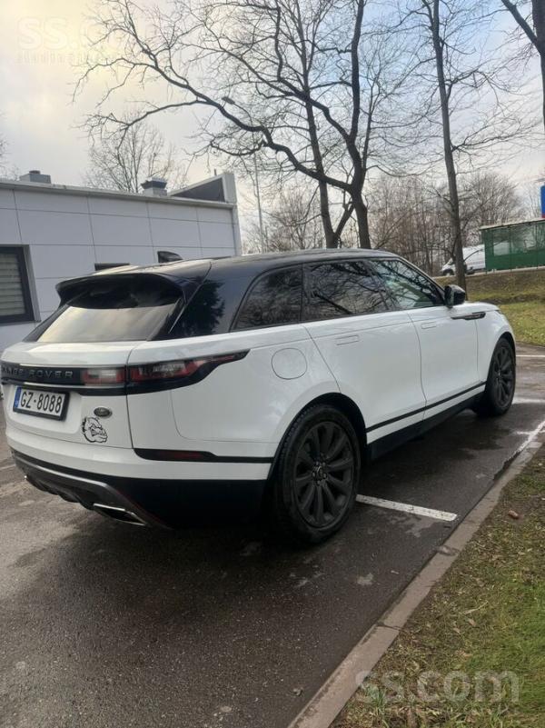 White Land Rover Range Rover Velar 2017 in Riga, with an engine capacity of 3.00 L and mileage of 181 thousand km for 27000 €, photo 6 on AUTOMOTO.COM.LV