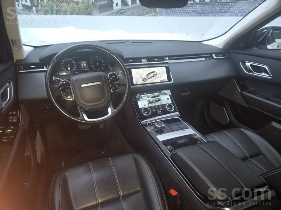 White Land Rover Range Rover Velar 2018 in Riga, with an engine capacity of 2.00 L and mileage of 95 thousand km for 31000 €, photo 8 on AUTOMOTO.COM.LV