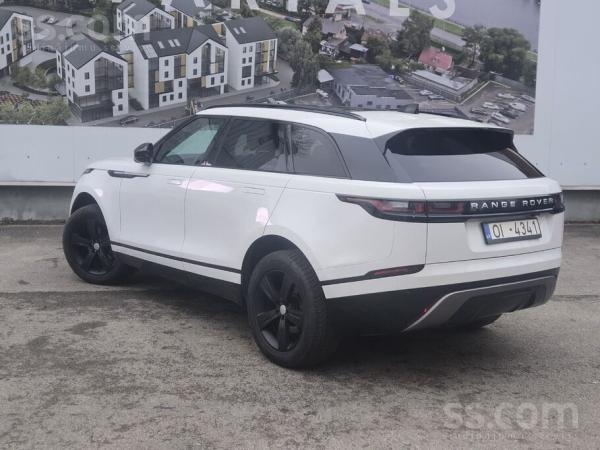 White Land Rover Range Rover Velar 2018 in Riga, with an engine capacity of 2.00 L and mileage of 95 thousand km for 31000 €, photo 3 on AUTOMOTO.COM.LV
