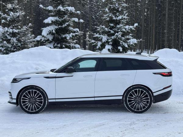 White Land Rover Range Rover Velar 2018 in Siauliai, with an engine capacity of 3.00 L and mileage of 151 thousand km for 27990 €, photo 6 on AUTOMOTO.COM.LV