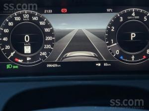 White Land Rover Range Rover Velar 2018 in Riga, with an engine capacity of 2.00 L and mileage of 96 thousand km for 28000 €, photo 3 on AUTOMOTO.COM.LV