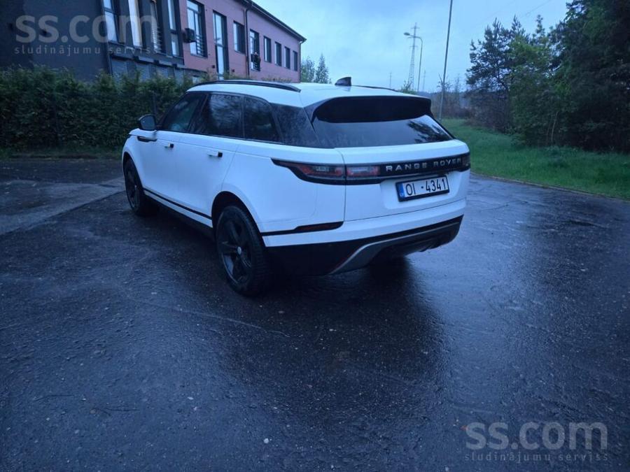 White Land Rover Range Rover Velar 2018 in Riga, with an engine capacity of 2.00 L and mileage of 96 thousand km for 28000 €, photo 12 on AUTOMOTO.COM.LV