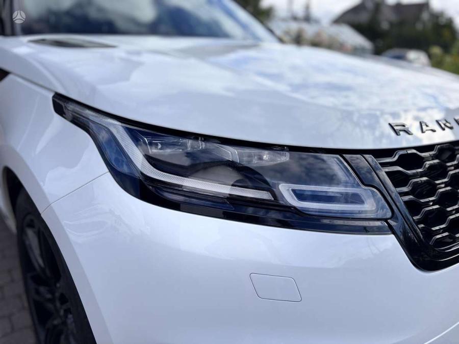 White Land Rover Range Rover Velar 2018 in Gargzdai, with an engine capacity of 2.00 L and mileage of 151 thousand km for 19499 €, photo 10 on AUTOMOTO.COM.LV