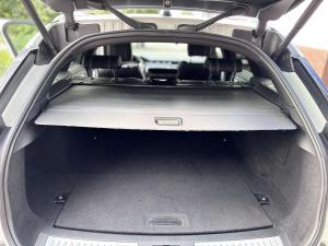 White Land Rover Range Rover Velar 2018 in Gargzdai, with an engine capacity of 2.00 L and mileage of 151 thousand km for 19499 €, photo 17 on AUTOMOTO.COM.LV