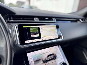White Land Rover Range Rover Velar 2018 in Gargzdai, with an engine capacity of 2.00 L and mileage of 151 thousand km for 19499 €, photo 26 on AUTOMOTO.COM.LV