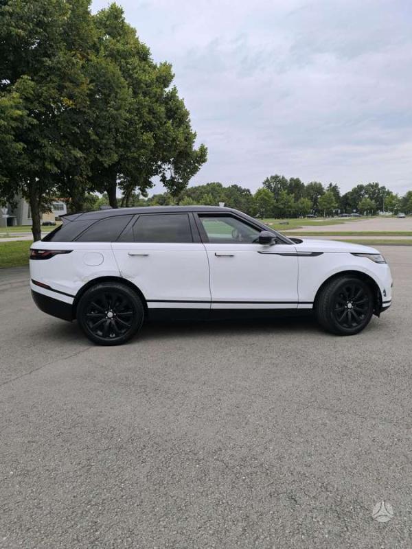 Balts Land Rover Range Rover Velar 2018 Kauņa, ar dzinēja tilpumu 2.00 L un nobraukumu 140 tūkst. km par 18500 €, foto 9 vietnē AUTOMOTO.COM.LV