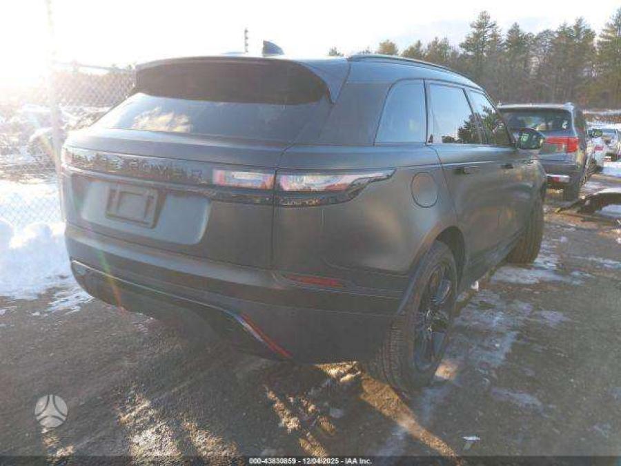 Balts Land Rover Range Rover Velar 2019 Klaipėda, ar dzinēja tilpumu 2.00 L un nobraukumu 42 tūkst. km par 16000 €, foto 4 vietnē AUTOMOTO.COM.LV