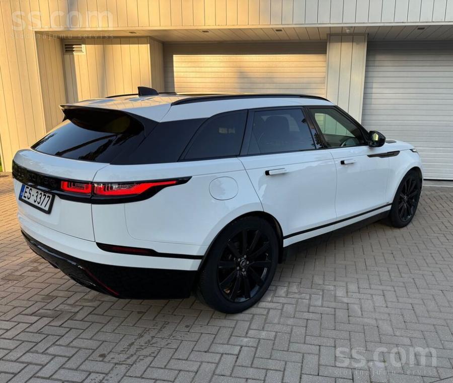 Balts Land Rover Range Rover Velar 2019 Ogre, ar dzinēja tilpumu 3.00 L un nobraukumu 72 tūkst. km par 36900 €, foto 3 vietnē AUTOMOTO.COM.LV