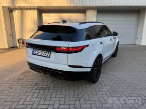 Balts Land Rover Range Rover Velar 2019 Ogre, ar dzinēja tilpumu 3.00 L un nobraukumu 72 tūkst. km par 36900 €, foto 4 vietnē AUTOMOTO.COM.LV
