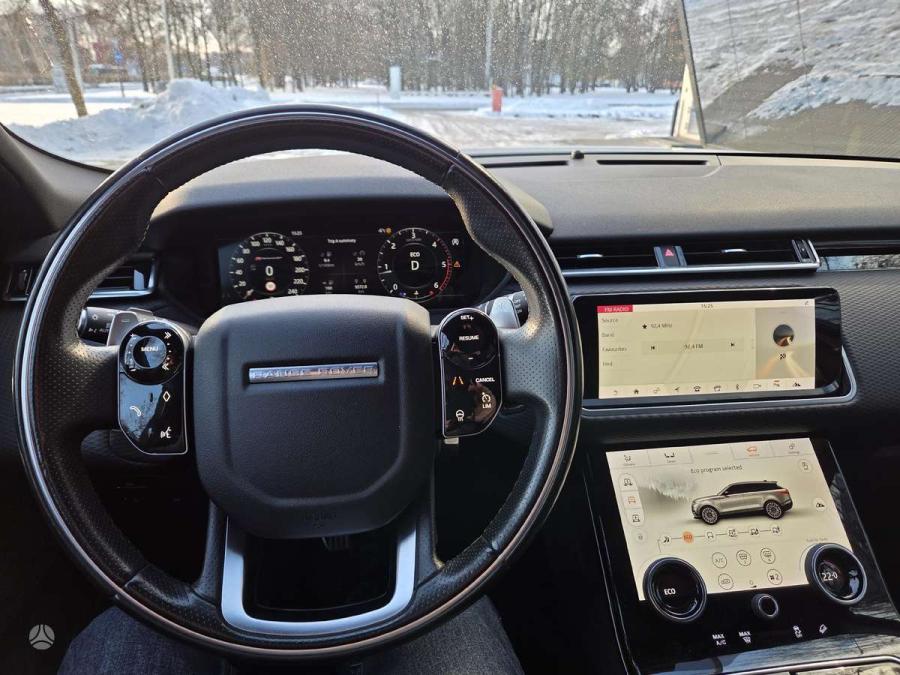 Balts Land Rover Range Rover Velar 2019 Kauņa, ar dzinēja tilpumu 2.00 L un nobraukumu 87 tūkst. km par 24900 €, foto 7 vietnē AUTOMOTO.COM.LV