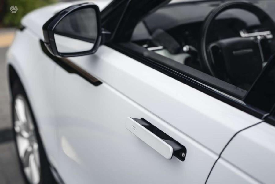 Balts Land Rover Range Rover Velar 2019 Viļņa, ar dzinēja tilpumu 2.00 L un nobraukumu 89 tūkst. km par 28600 €, foto 10 vietnē AUTOMOTO.COM.LV