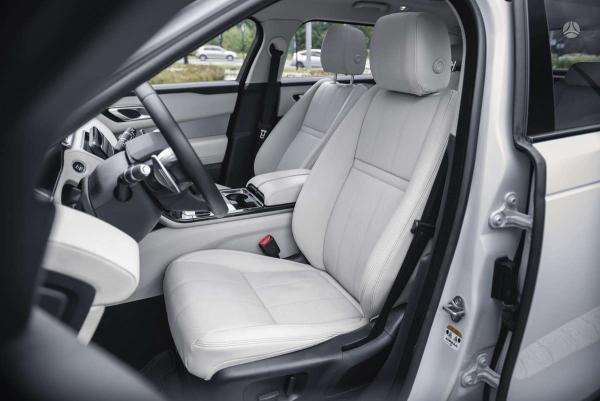 Balts Land Rover Range Rover Velar 2019 Viļņa, ar dzinēja tilpumu 2.00 L un nobraukumu 89 tūkst. km par 28600 €, foto 10 vietnē AUTOMOTO.COM.LV