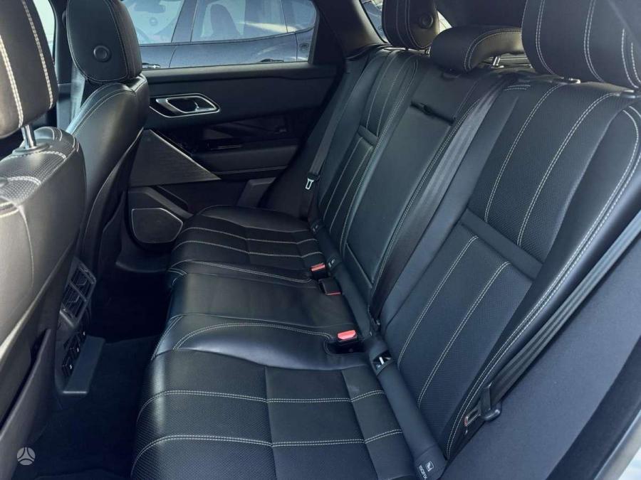 Balts Land Rover Range Rover Velar 2019 Marijampole, ar dzinēja tilpumu 2.00 L un nobraukumu 142 tūkst. km par 19999 €, foto 17 vietnē AUTOMOTO.COM.LV