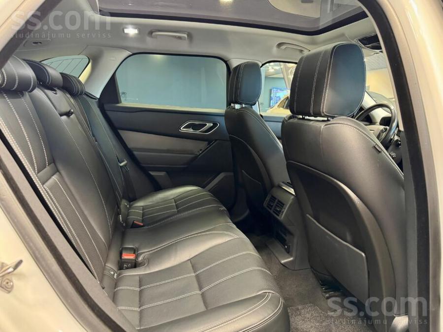 Balts Land Rover Range Rover Velar 2020 Rīga, ar dzinēja tilpumu 2.00 L un nobraukumu 83 tūkst. km par 26490 €, foto 22 vietnē AUTOMOTO.COM.LV